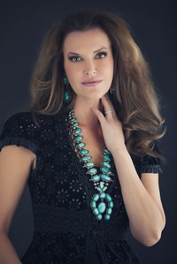 Laura Turner 2013 Interview at Musical Discoveries