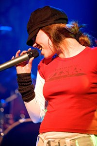 Manda Ophuis (Nemesea) Interview at Musical Discoveries